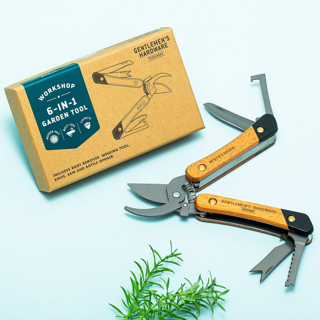 6-in-1 tuin multitool van Gentleman's Hardware bestel je online bij Cadeau